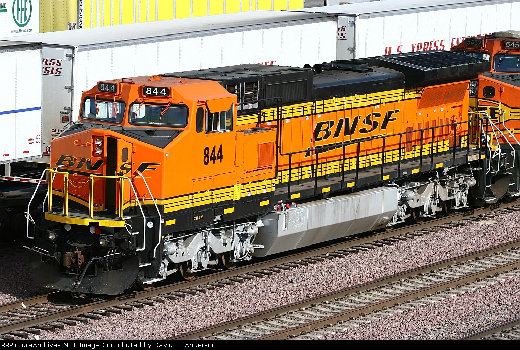 BNSF 844